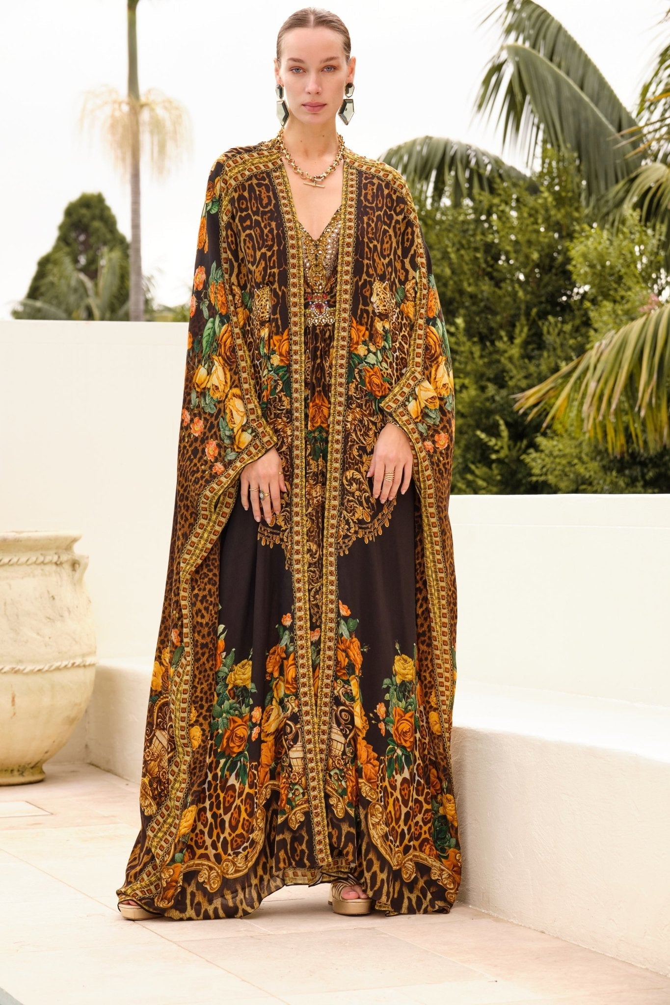 BLACK LEOPARDESS LONG CAPE – Czarina USA